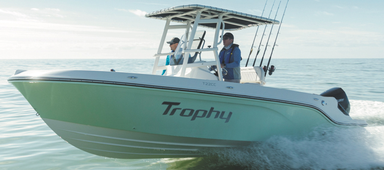 Hawaii Boats and Yachts Magazine